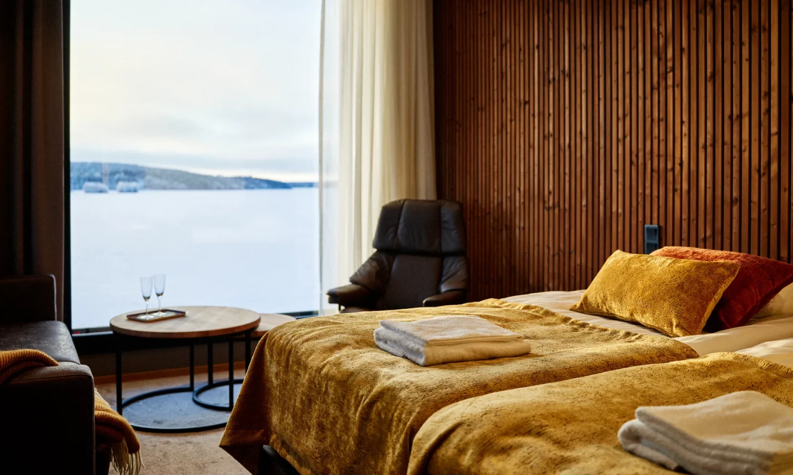 Away from the everywhere by the lake Lapland | Jauri Resort