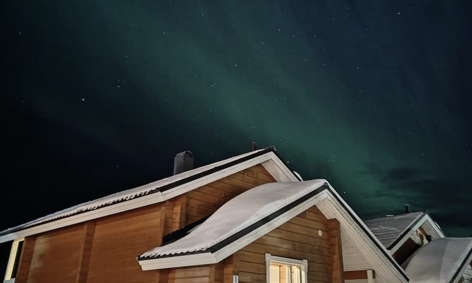 Away from the everywhere by the lake Lapland | Jauri Resort